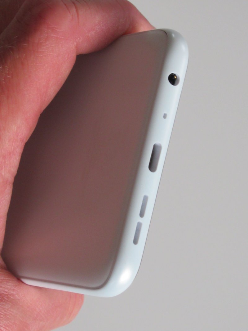 Nokia X10 review - Big phone, decent spec, average camera