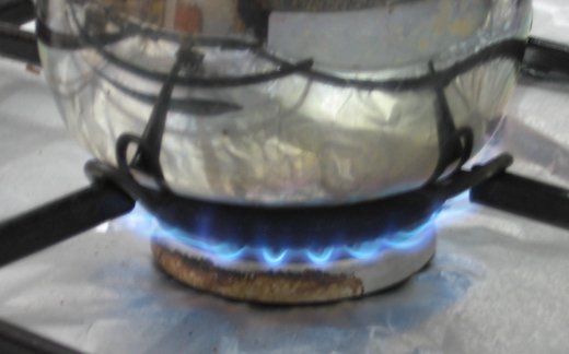 Why flames are yellow and blue + microgravity